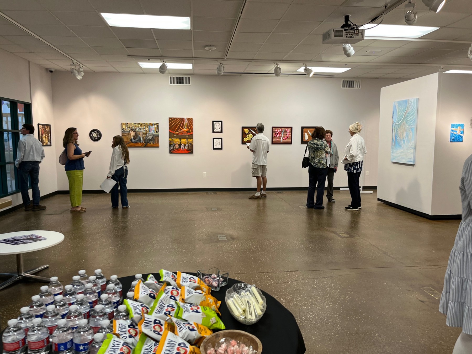 Artwork Displays | Lake Houston Area Artists